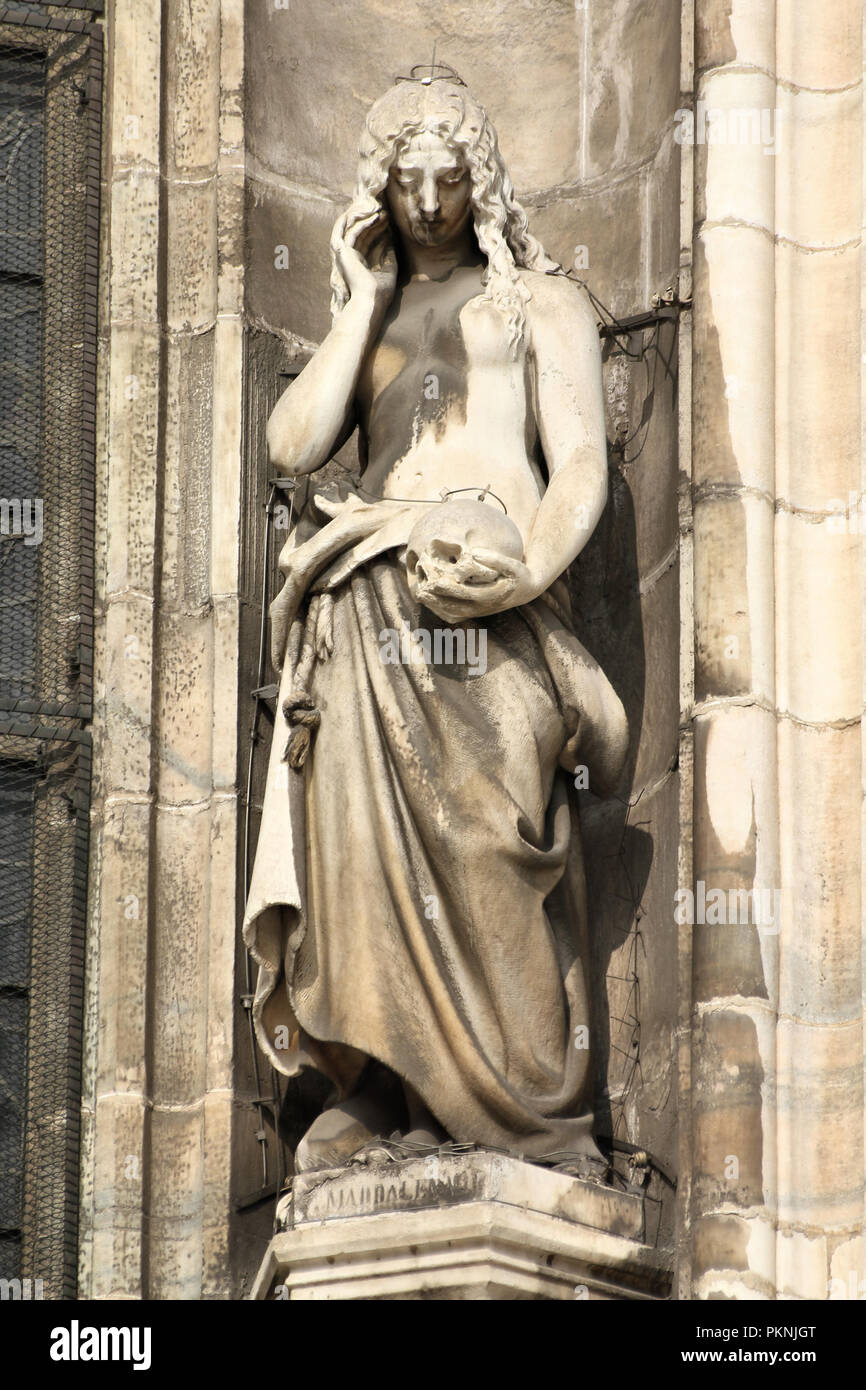 Statue Of Saint Mary Magdalene Stock Photos & Statue Of Saint Mary ...