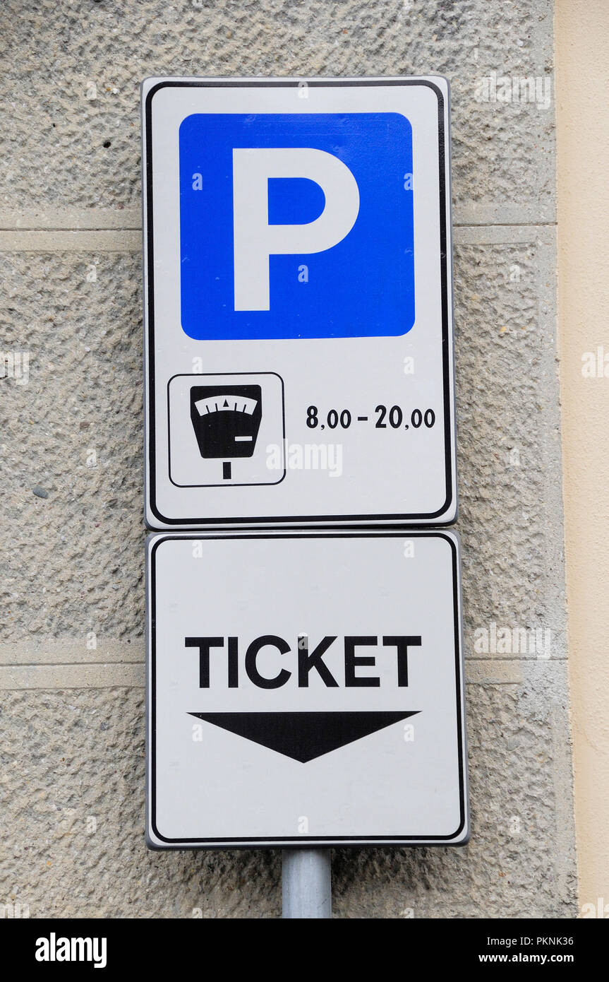 Italy, Lombardy, Lake Como, Como, Parking sign Stock Photo - Alamy
