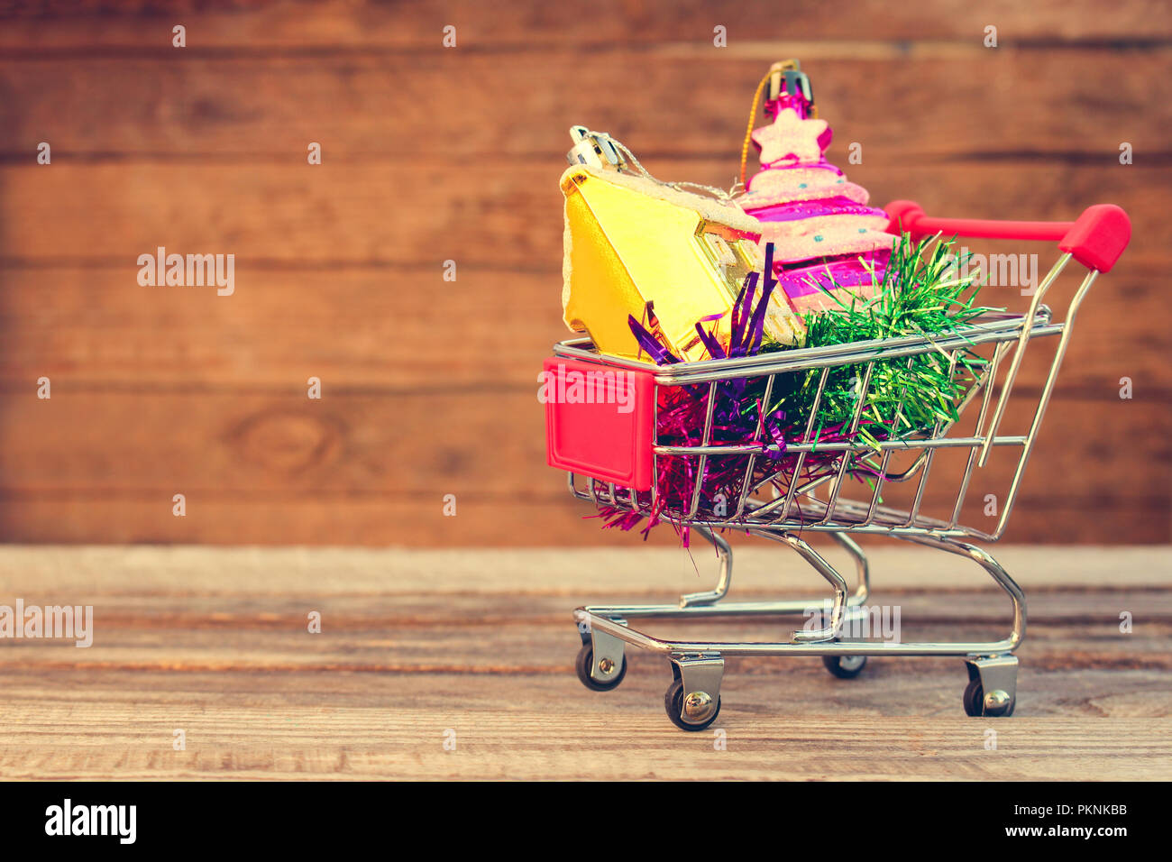 Shopping christmas decorations trolley hi-res stock photography and ...