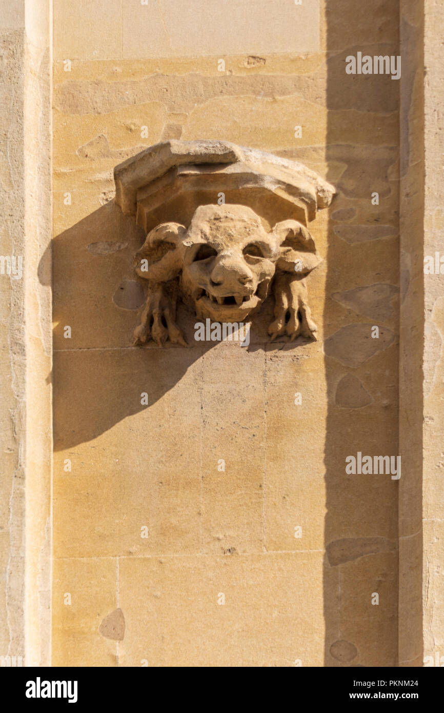 Grotesque sculpture hi-res stock photography and images - Alamy