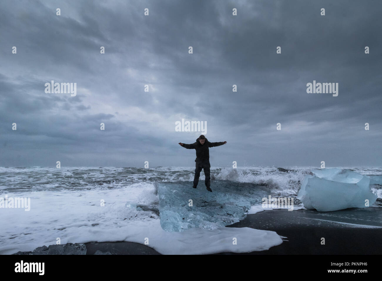 Iceberg model hi-res stock photography and images - Alamy
