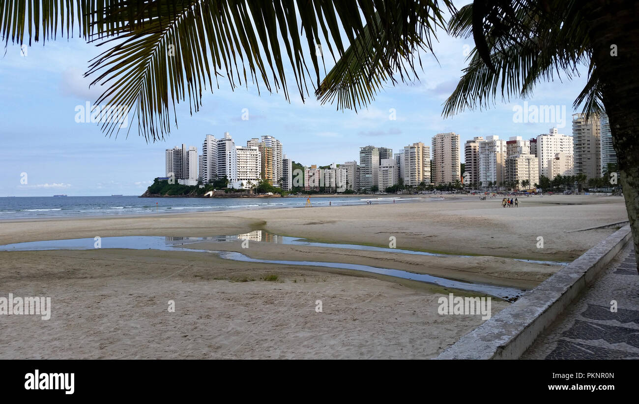 Beaches vacations hi-res stock photography and images - Alamy