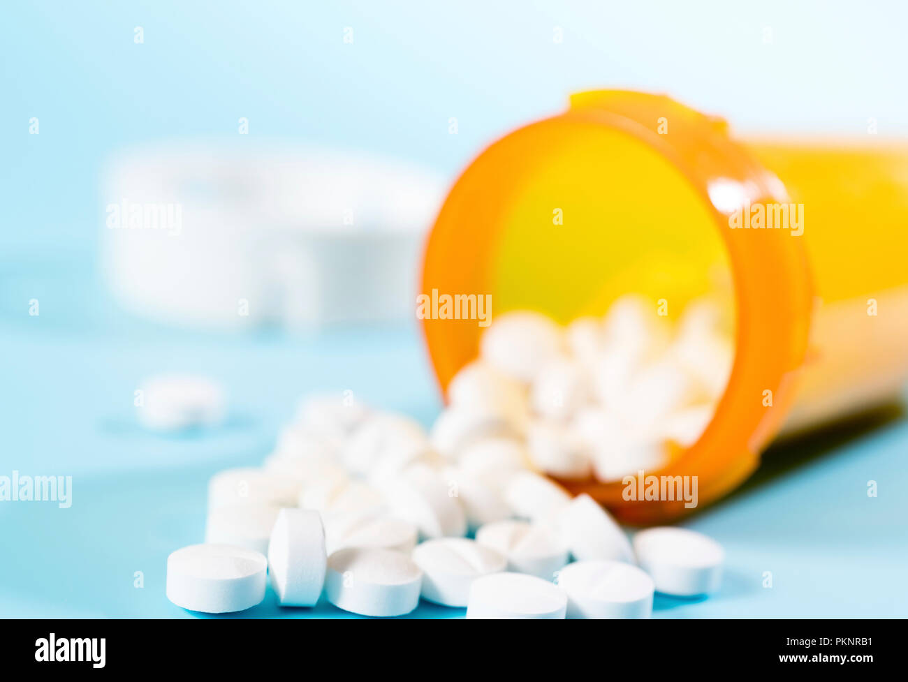 Container tablets hi-res stock photography and images - Alamy