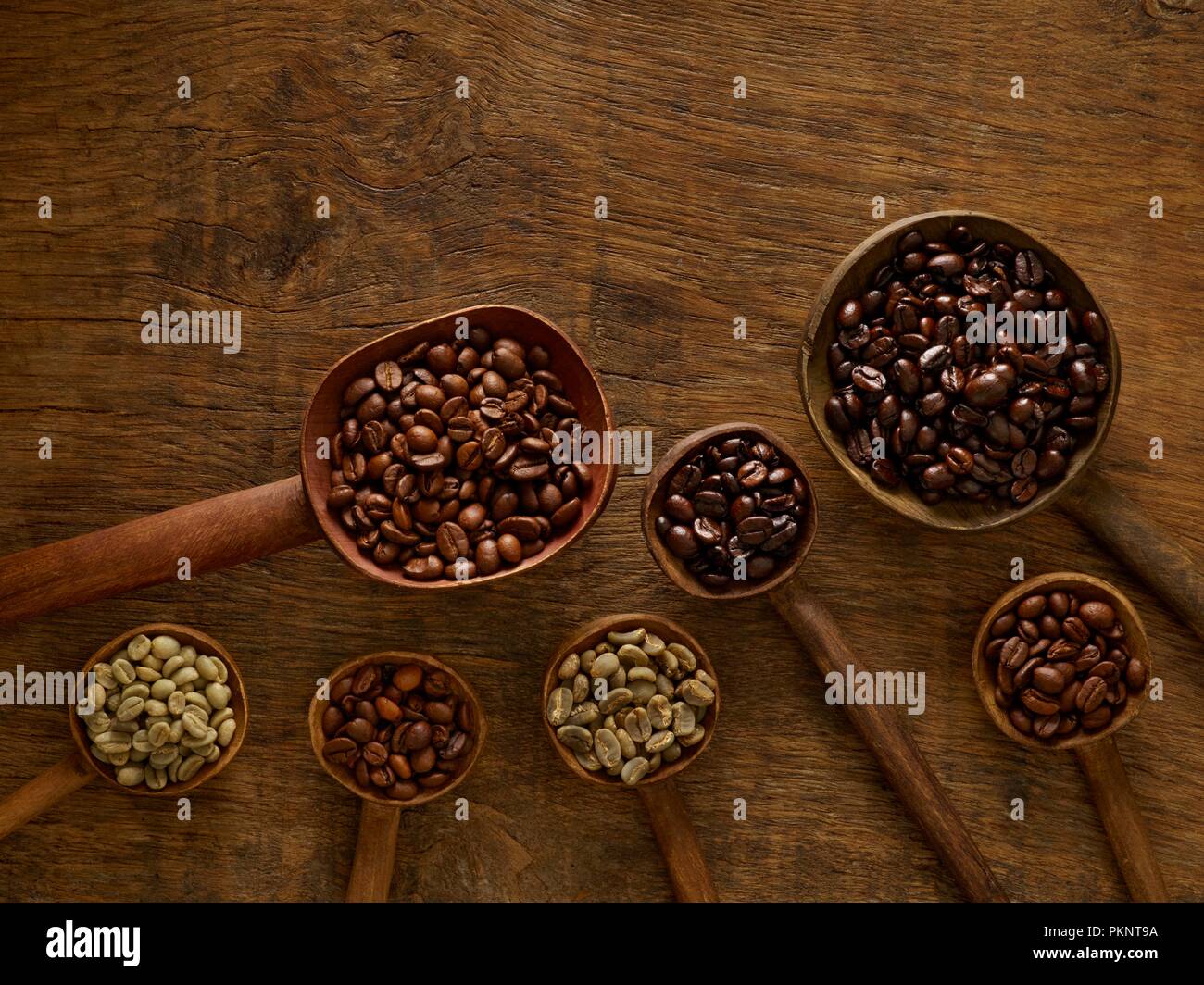 Wooden beans hi-res stock photography and images - Alamy