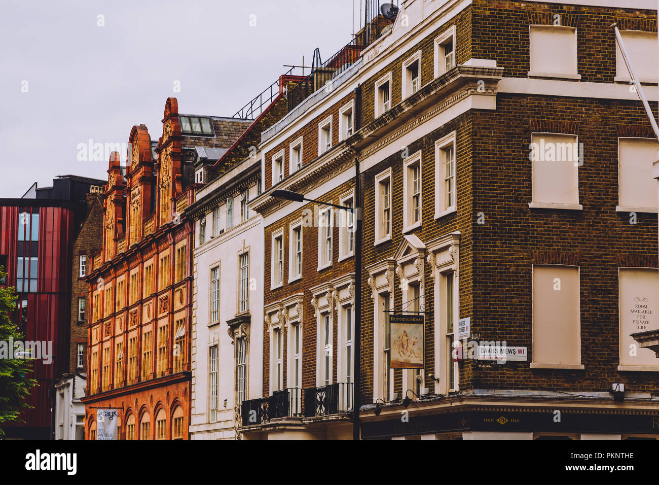 LONDON, UNITED KINGDOM - August 22nd, 2018: architecture in Mayfair in ...