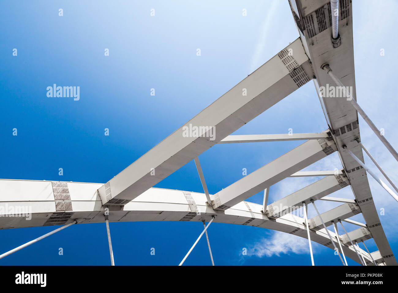 Structure cable bridge hi-res stock photography and images - Alamy