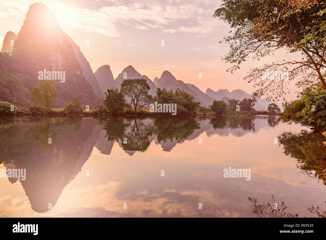 Sunset view of Li River. Yangshuo. Guangxi Province. China Stock Photo ...