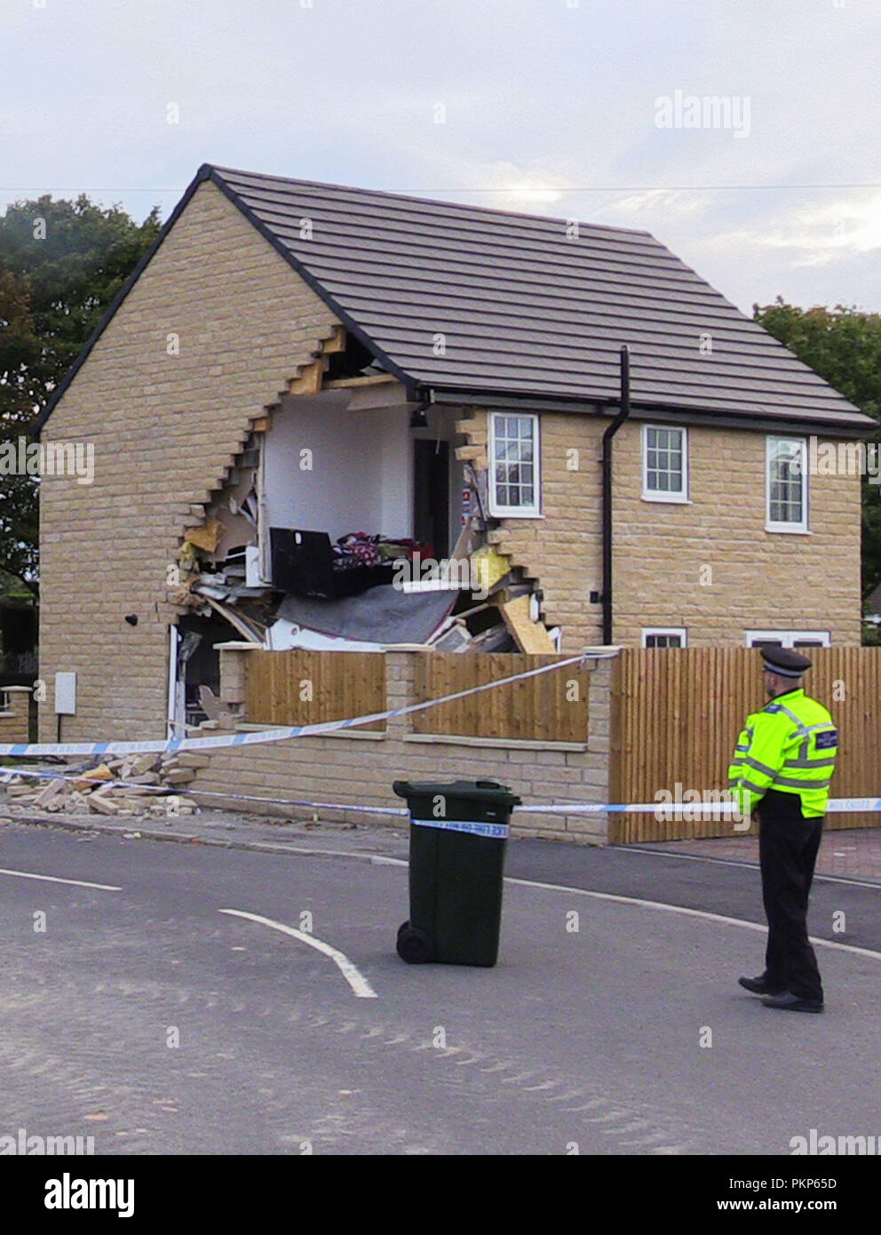 Lorry hit house hi-res stock photography and images - Alamy