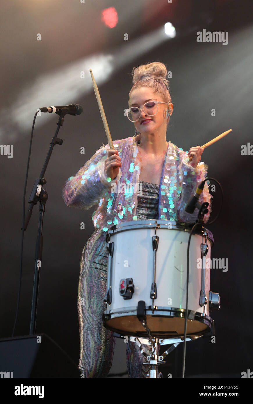 Be Charlotte performing at the 3D festival at Slessor Gardens in Dundee ...