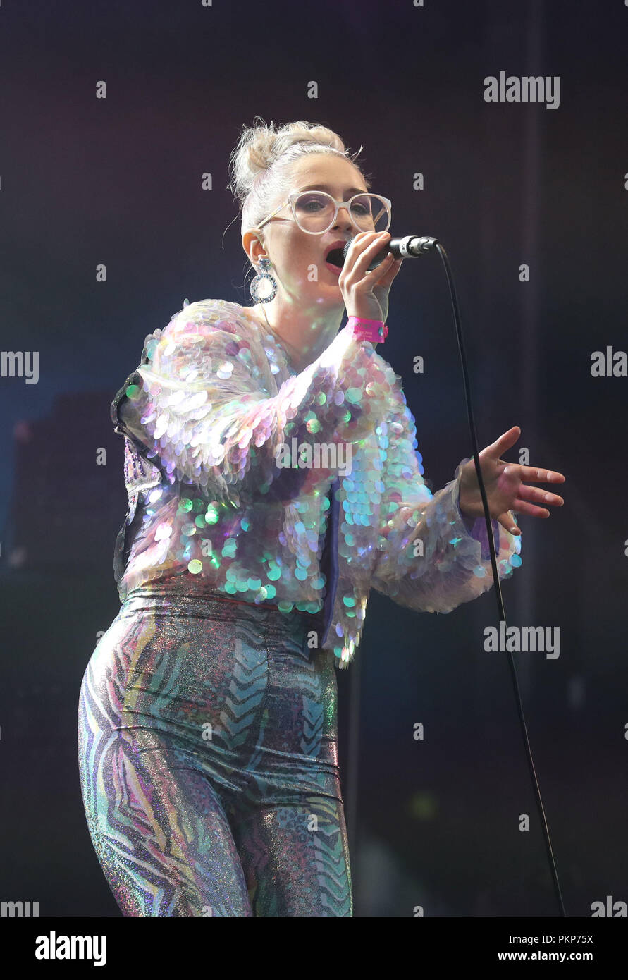 Be Charlotte performing at the 3D festival at Slessor Gardens in Dundee ...