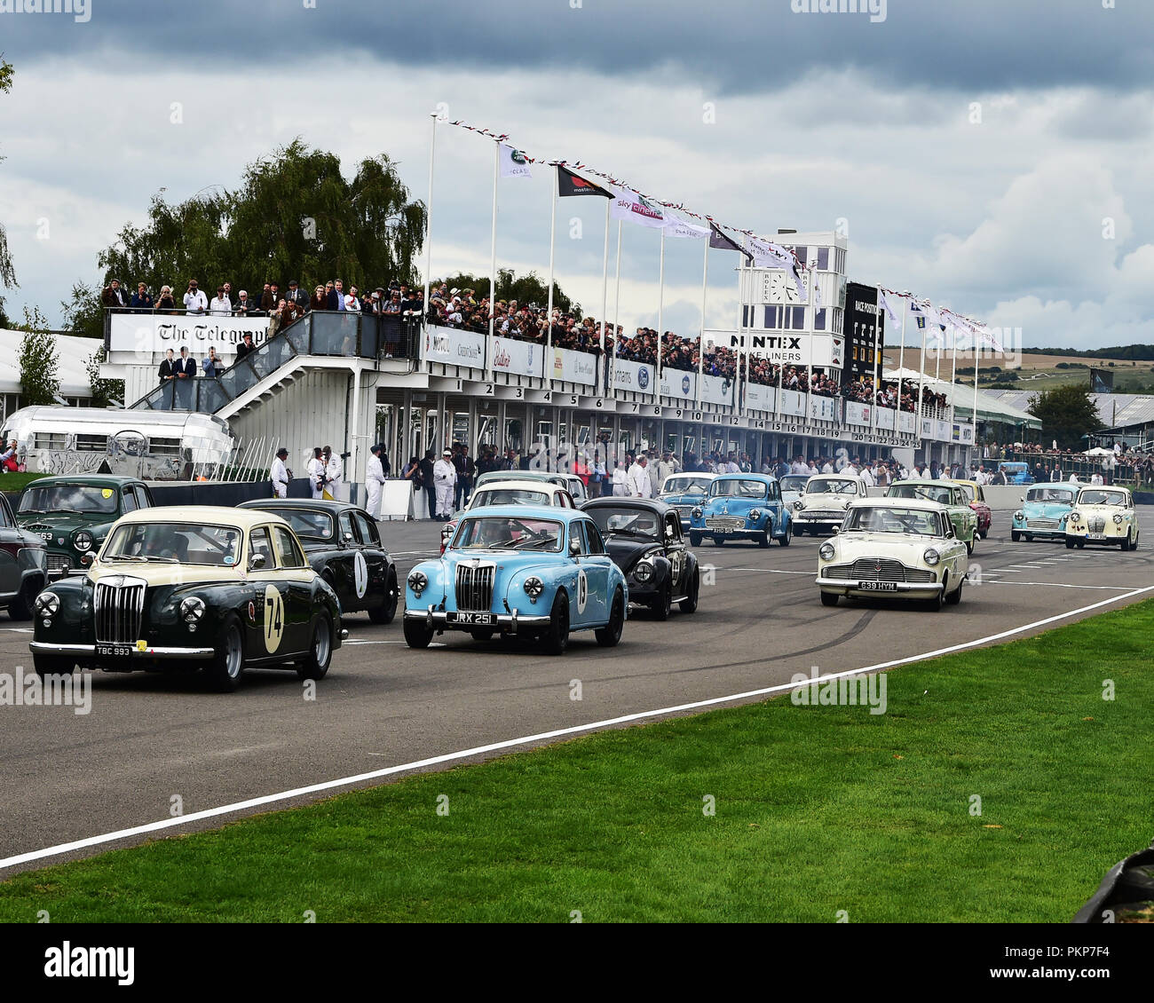 The start, Jack Sears Memorial Trophy, saloon cars, British Saloon Car ...