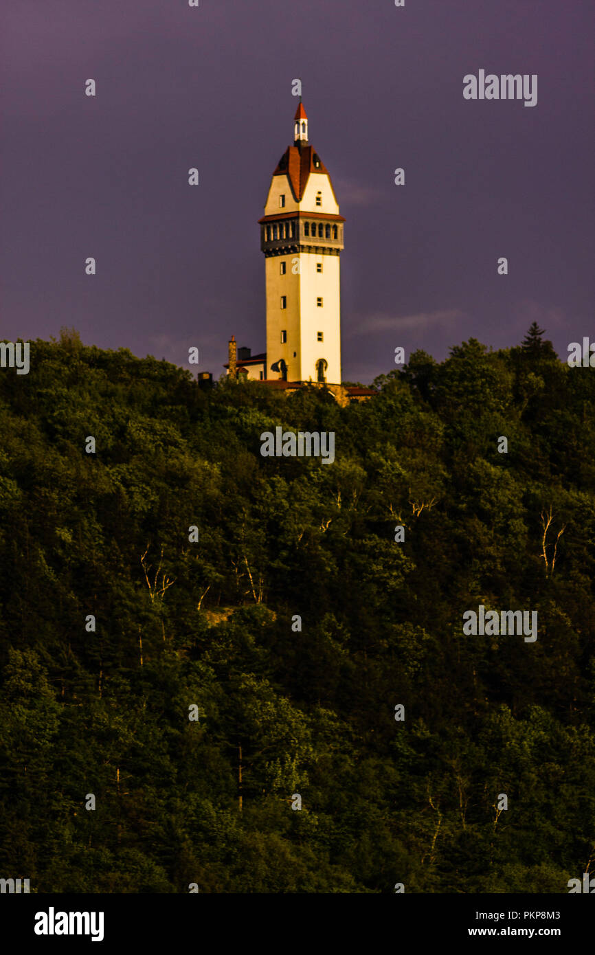 Heublein Tower Talcott Mountain State Park Simsbury, Connecticut, USA ...