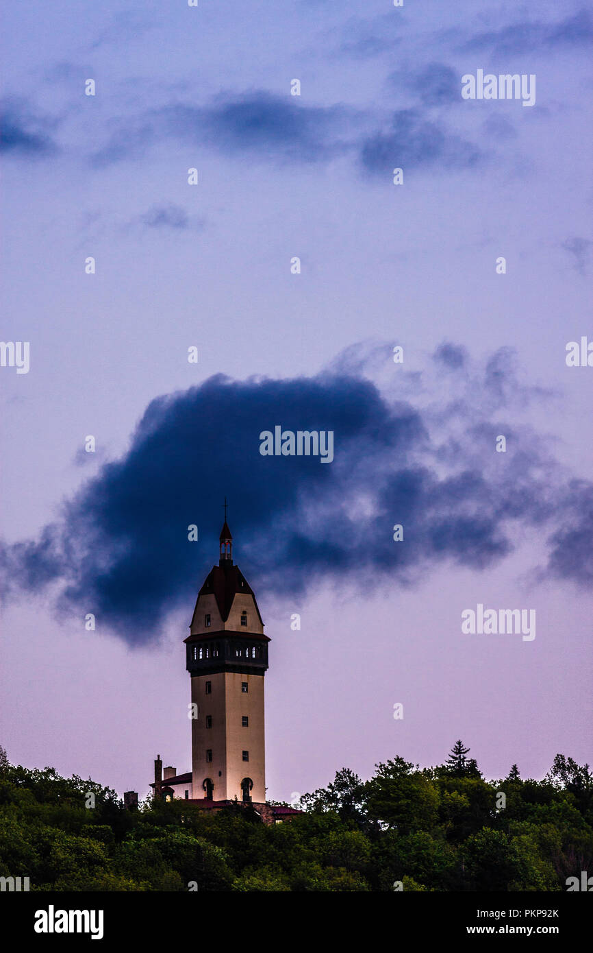 Heublein Tower High Resolution Stock Photography and Images - Alamy