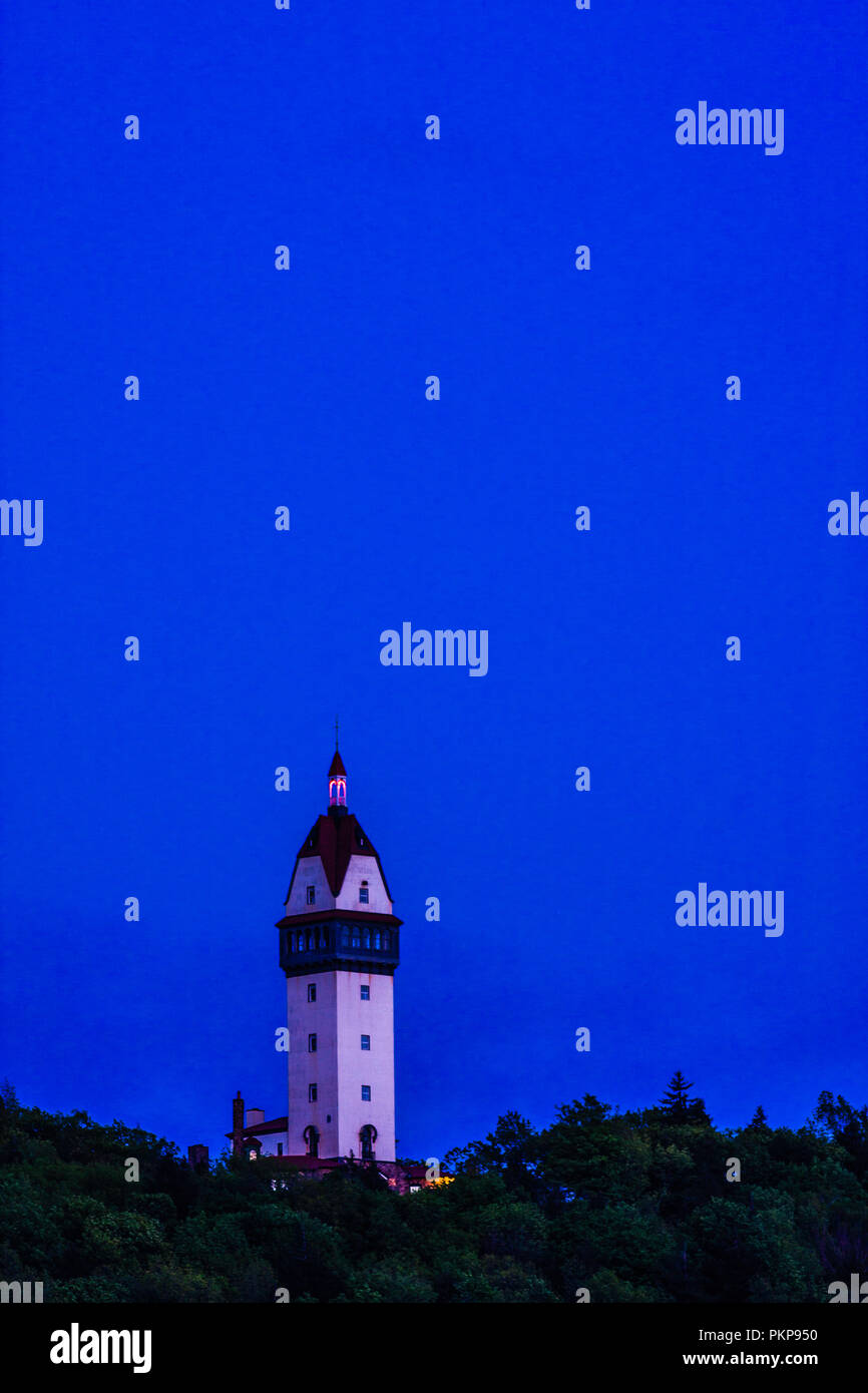 Heublein Tower Talcott Mountain State Park Simsbury, Connecticut, USA ...