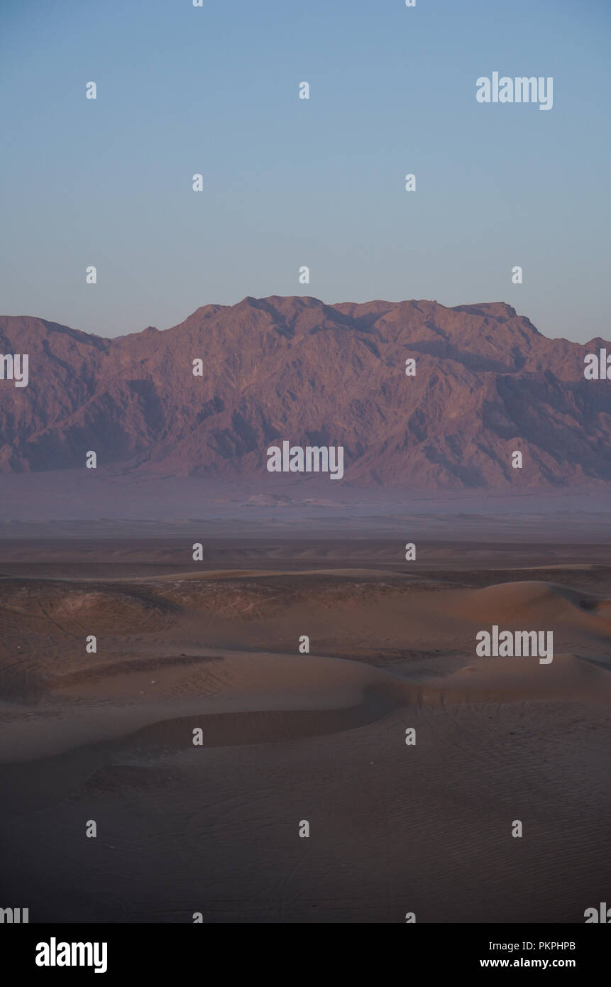Desert landscape near Yazd, Iran Stock Photo - Alamy