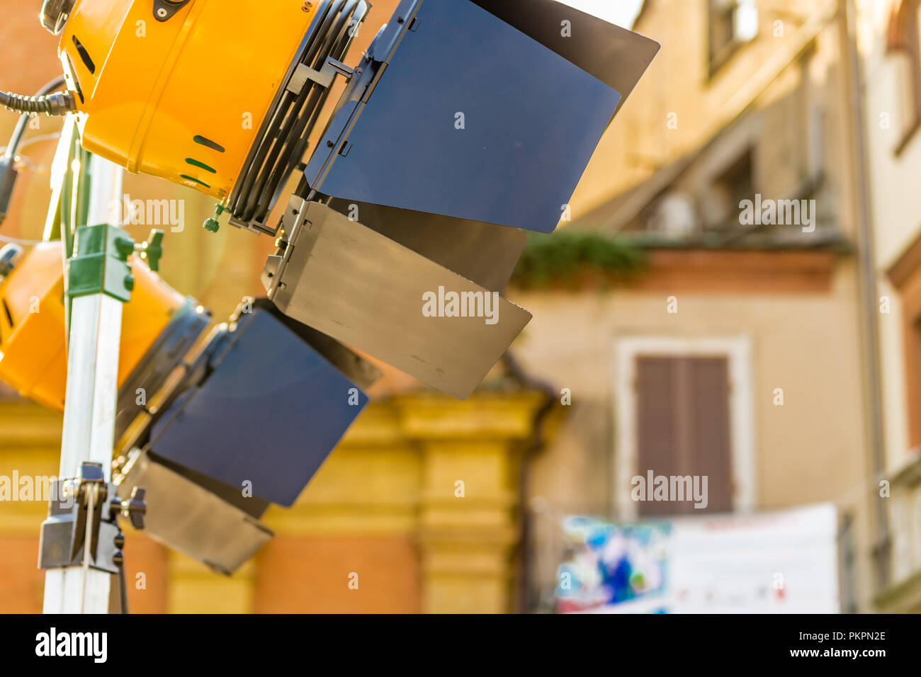 Yellow spotlights hi-res stock photography and images - Alamy