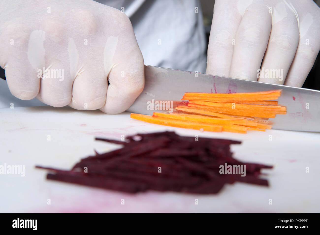 Cut cuts cutting slicing slice slices hi-res stock photography and ...