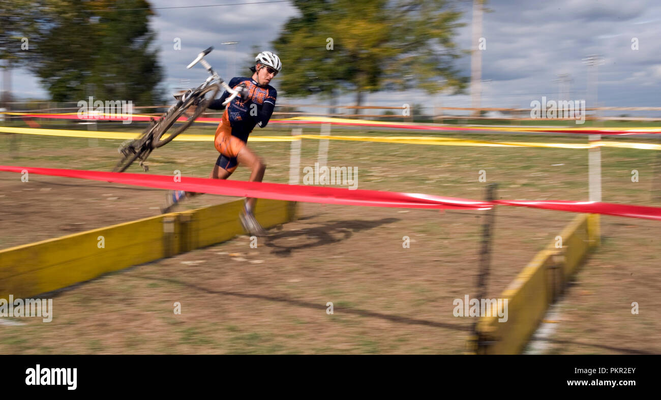 Winchester Apple Harvest Cross cyclo-cross race at Jim Barnett Park in ...