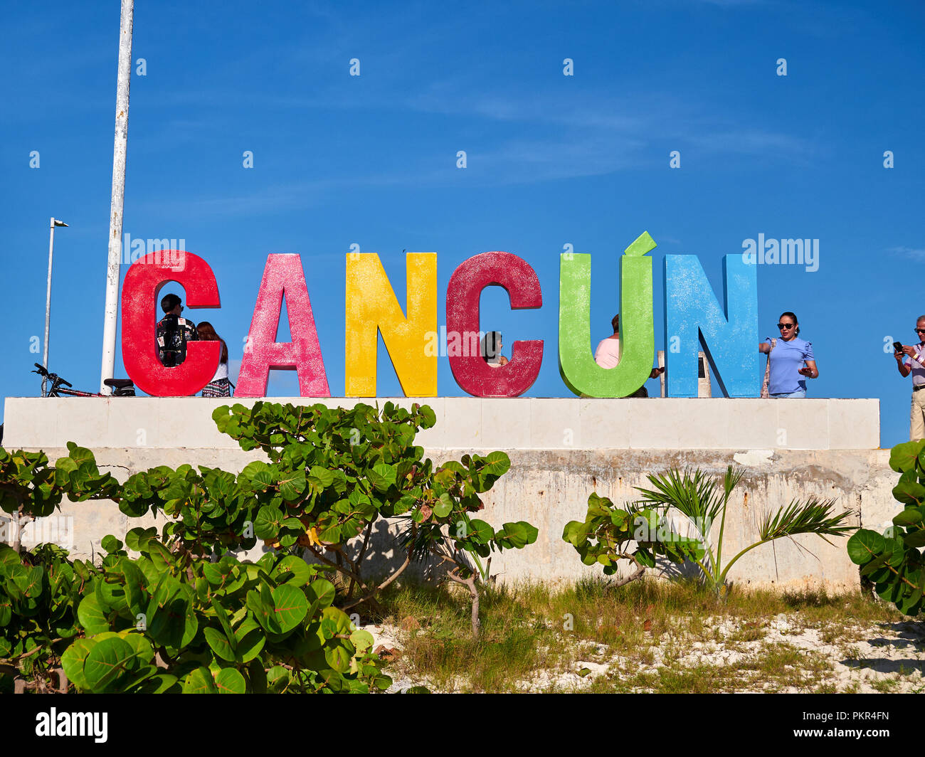 Cancun sign hi-res stock photography and images - Alamy
