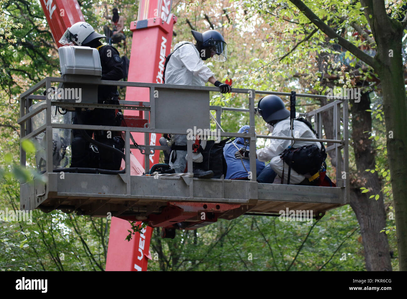 Coal picker hi-res stock photography and images - Alamy