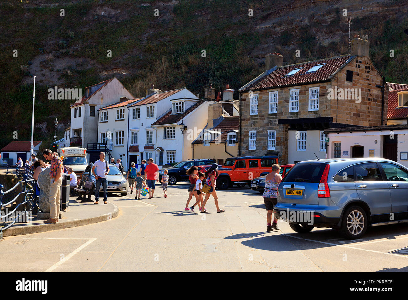 Staithes Harbour Front North Yorkshire Stock Photo - Alamy