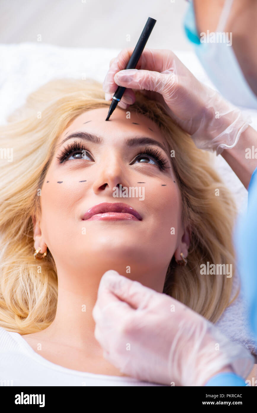 Surgery pen nose hi-res stock photography and images - Alamy