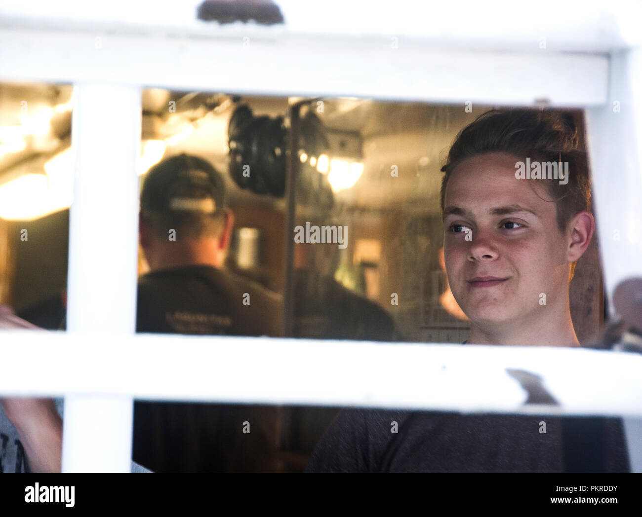 Man Peeking Window High Resolution Stock Photography and Images - Alamy