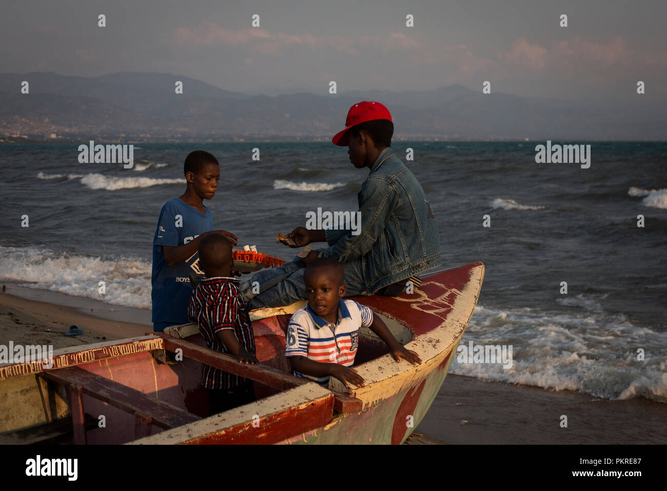 Lake tanganyika boat hi-res stock photography and images - Alamy