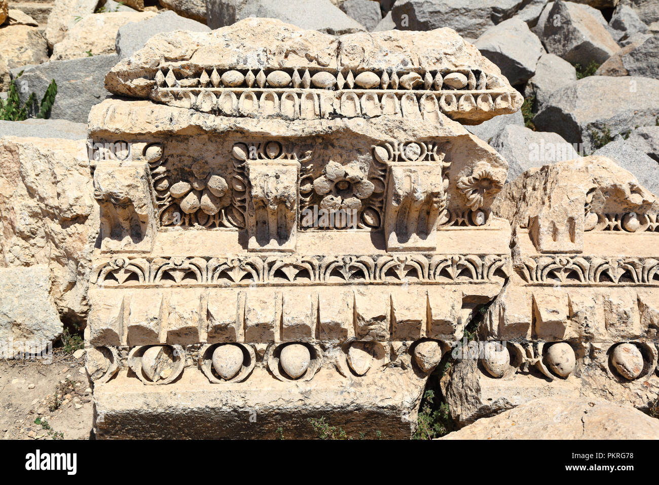 Baalbek stone hi-res stock photography and images - Alamy