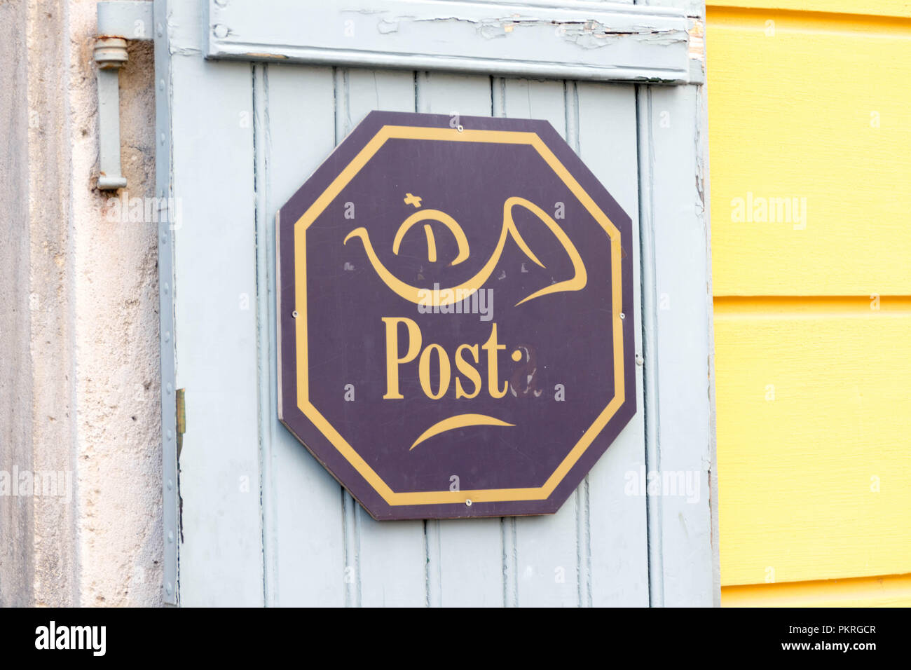 Hungarian post office hi-res stock photography and images - Alamy