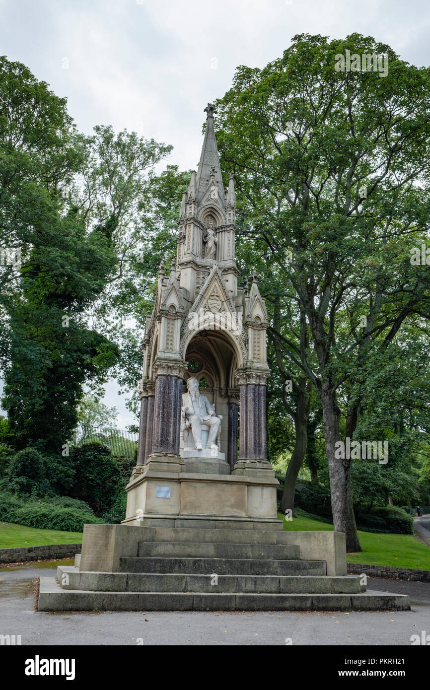 Sir Titus Salt statue in Lister Park, Bradford Stock Photo - Alamy