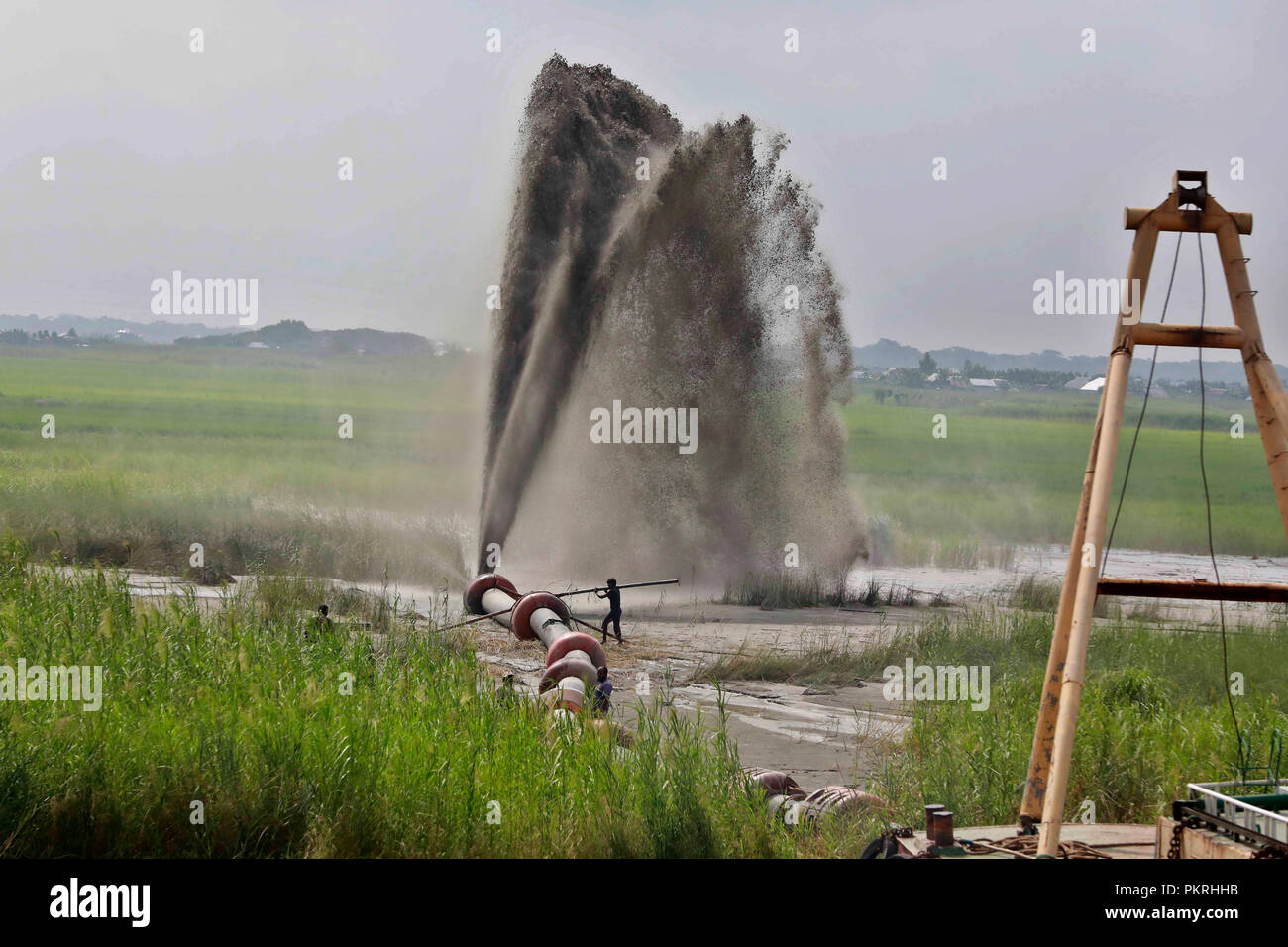 River dredging bangladesh hi-res stock photography and images - Alamy