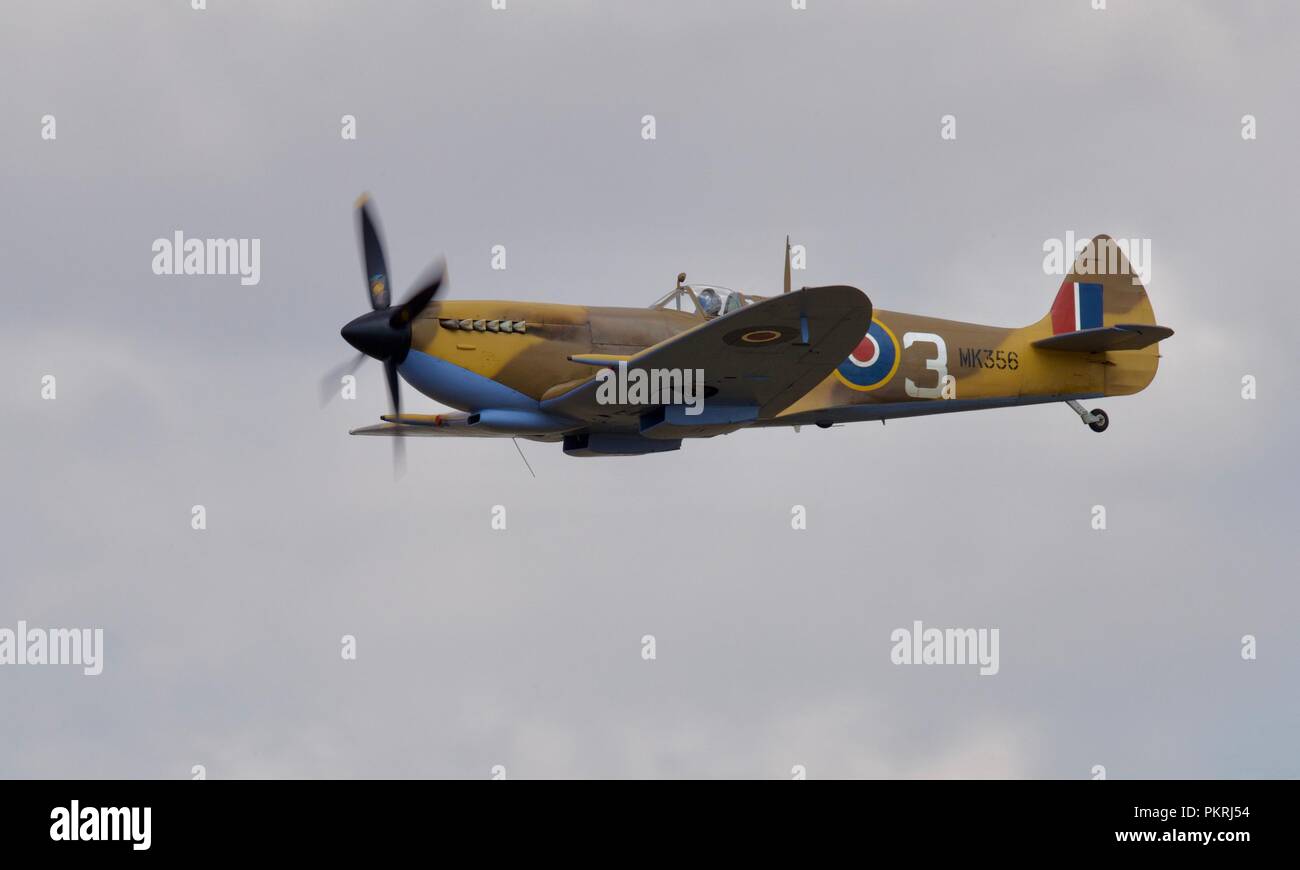 Rcaf africa hi-res stock photography and images - Alamy