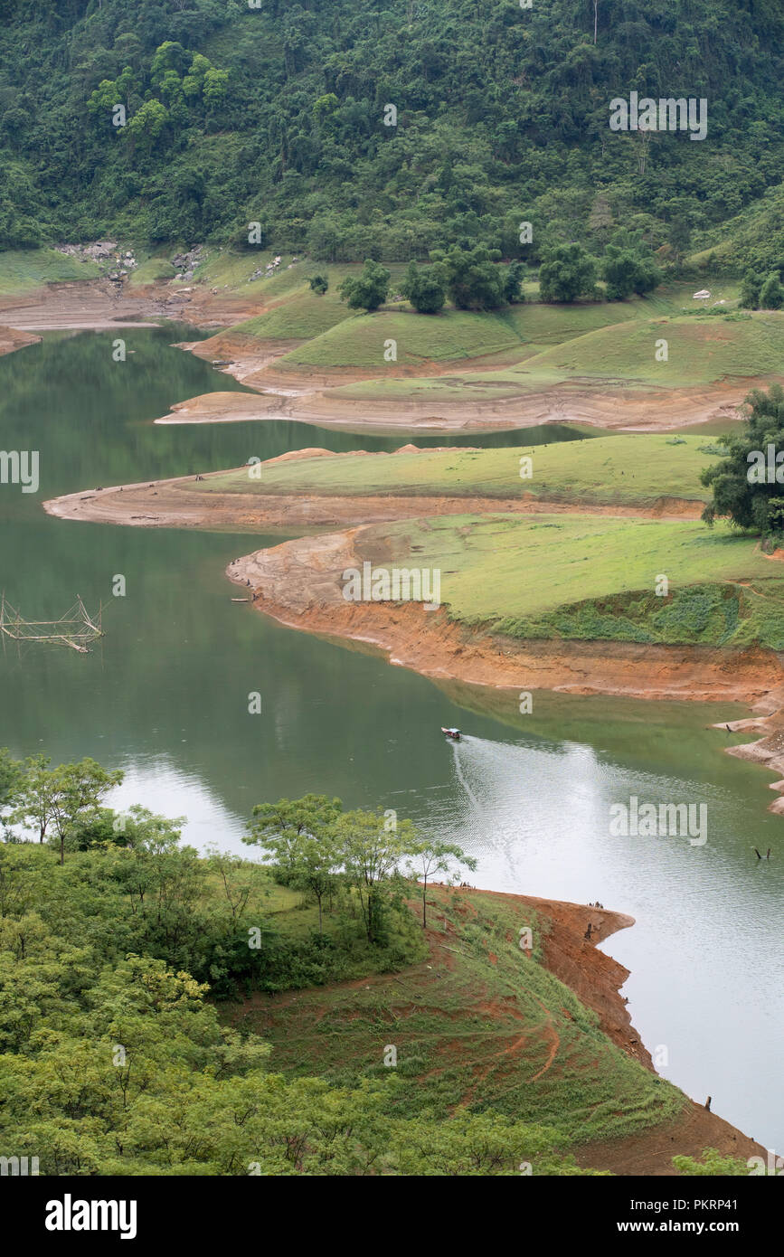 Beautiful peaceful scenery of mountain forest in Thuong Lam Commune ...
