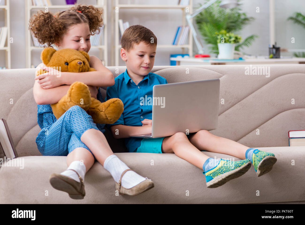 Two kids hugging kindergarten hi-res stock photography and images - Alamy
