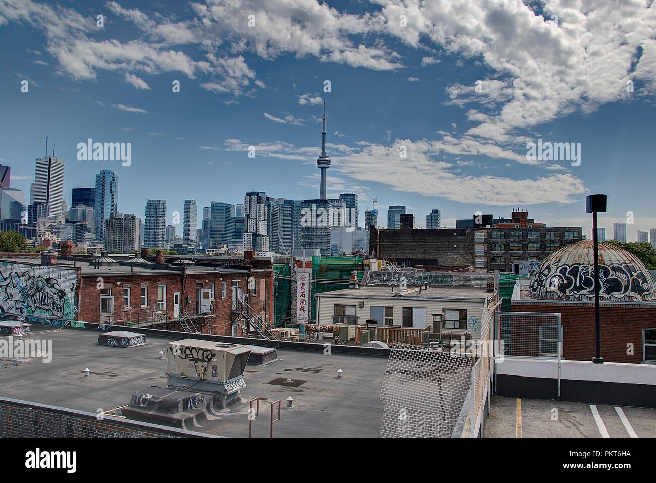 Panoramic view of downtown Toronto with skyscrapers and the CN Tower in ...