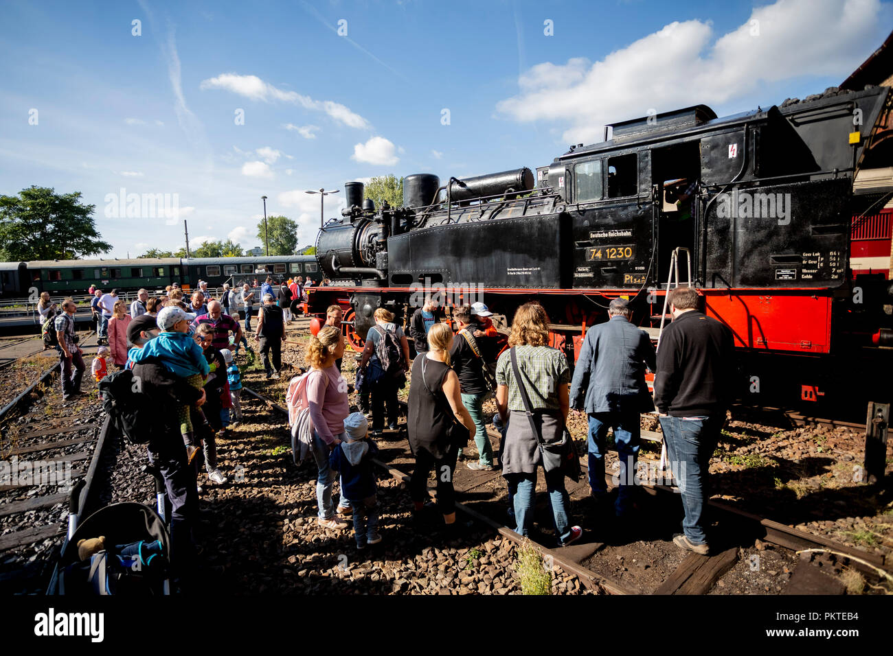 Locomotives of suburban trains hi-res stock photography and images - Alamy