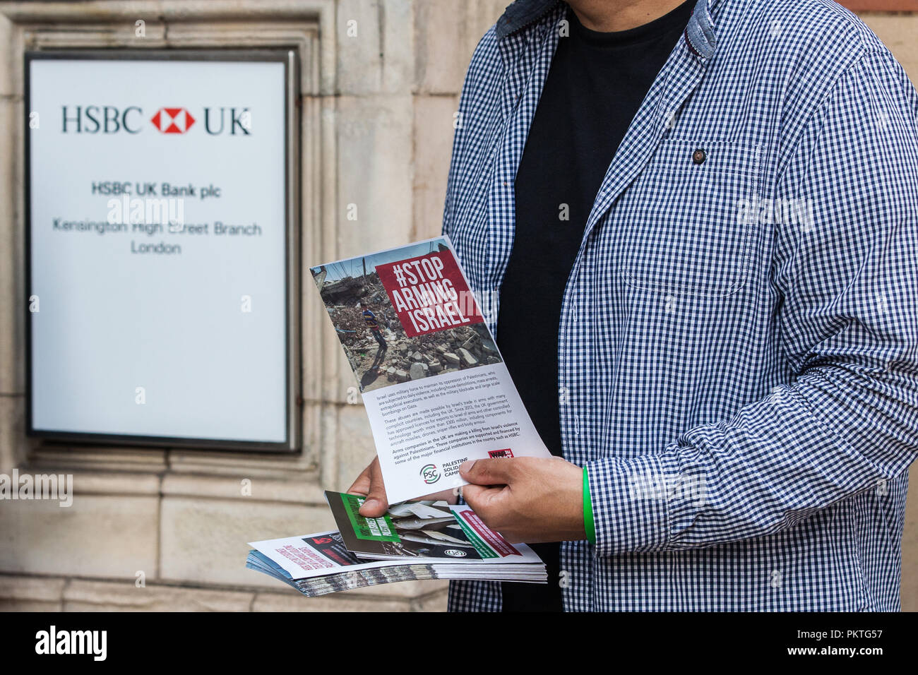 London, UK. 15th September, 2018. Activists from Palestine Solidarity ...