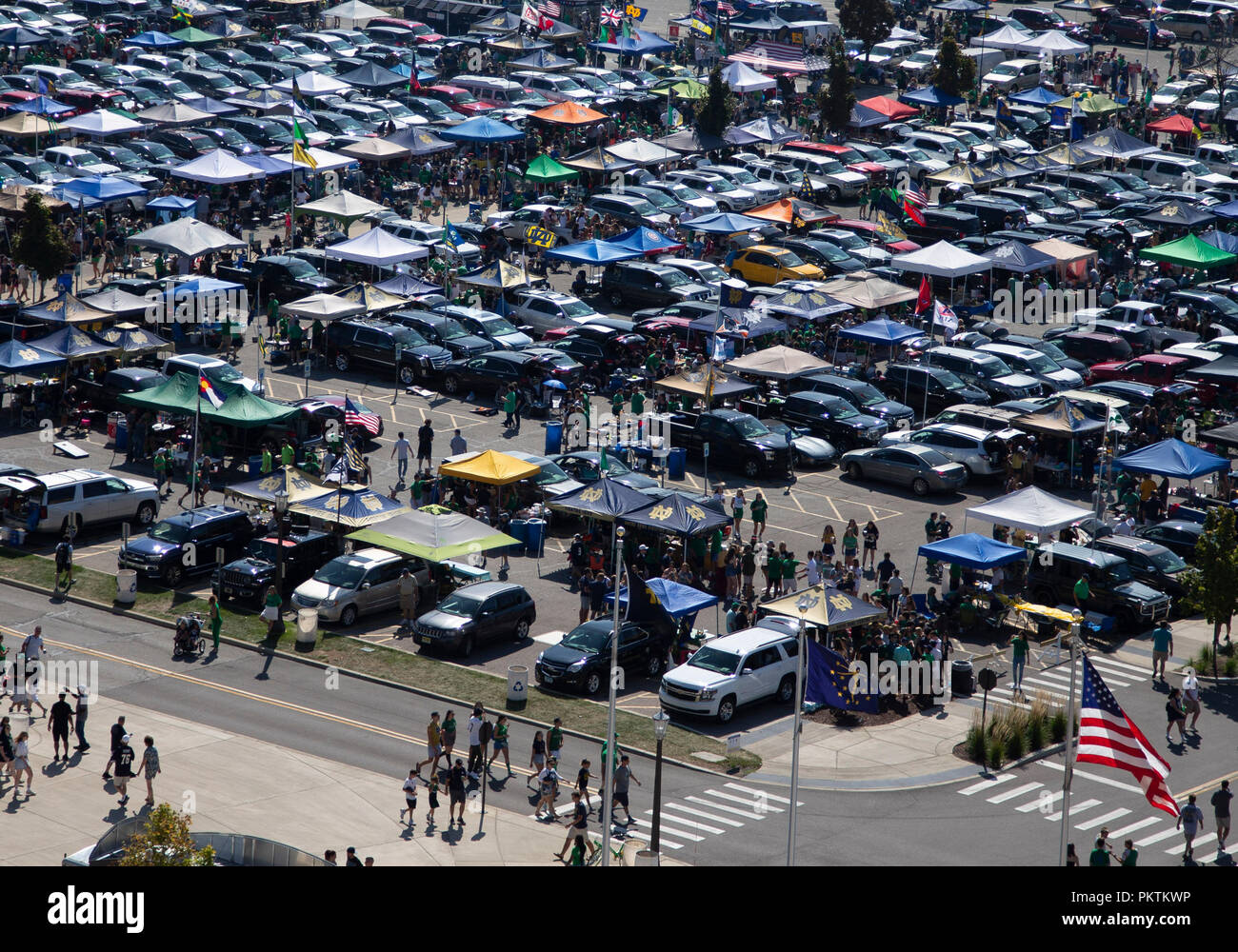 South Bend, Indiana, USA. 15th Sep, 2018. A general view of tailgating ...