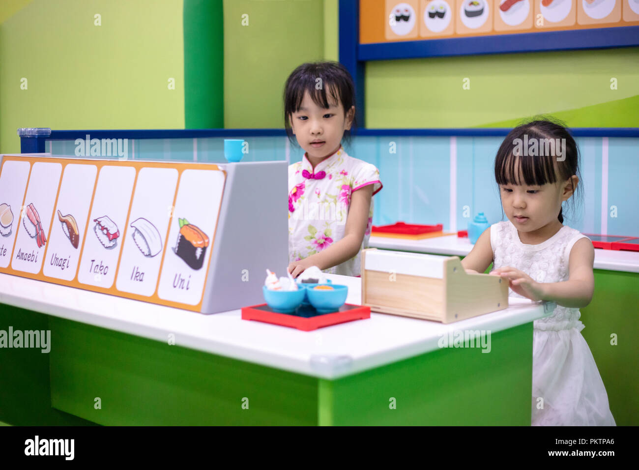 Cosplay restaurant hi-res stock photography and images - Alamy