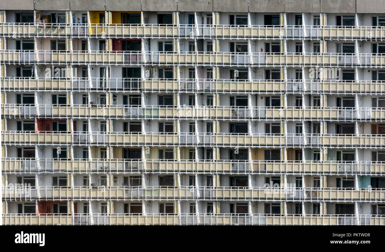 Facade of a Dull neglected apartment block Stock Photo - Alamy