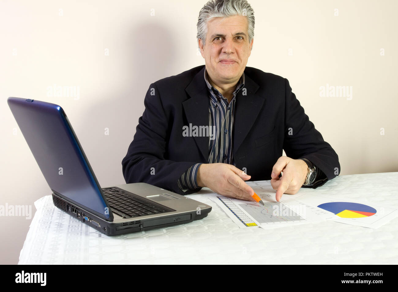 man at office Stock Photo - Alamy