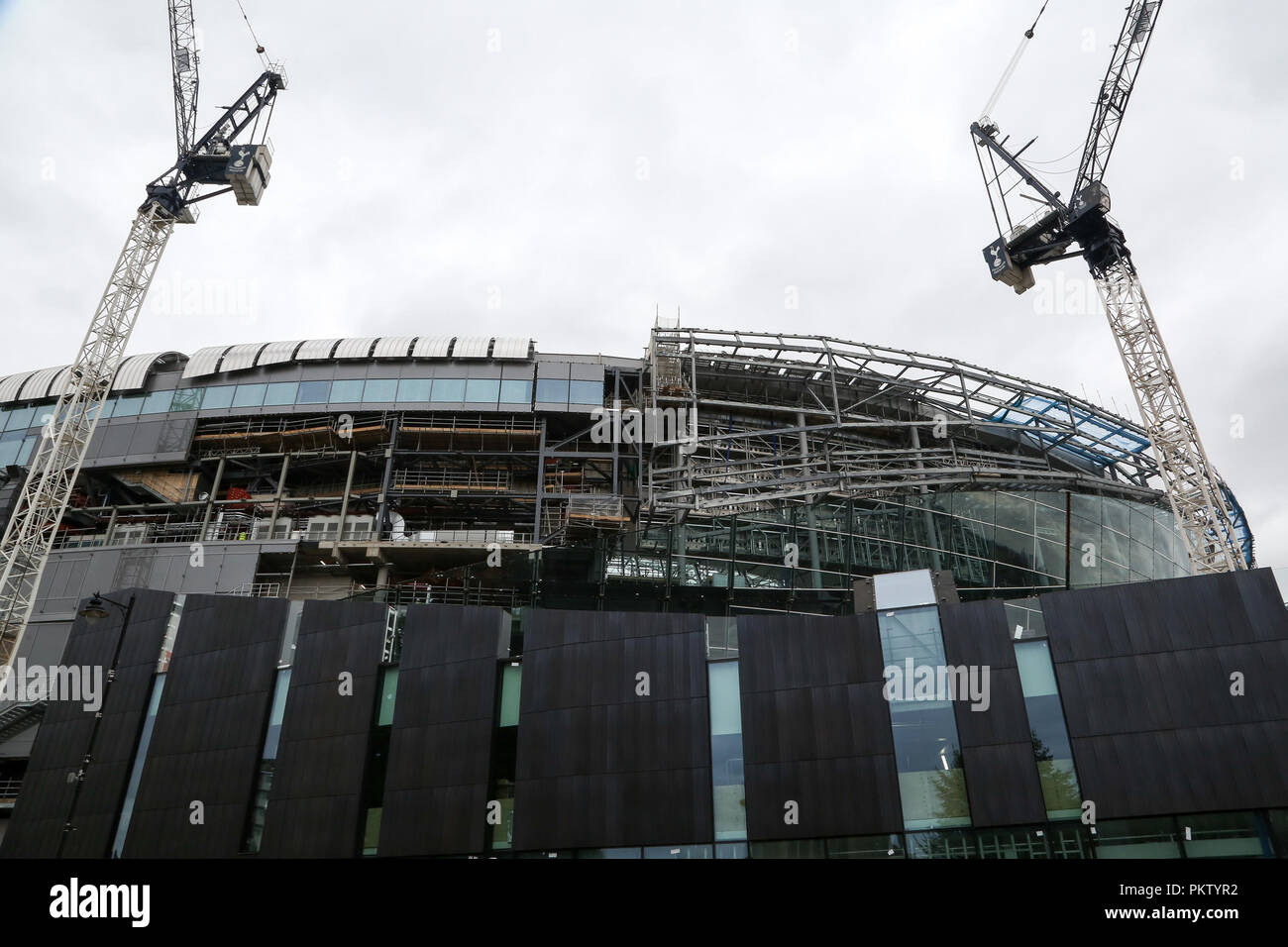 A general view of the ongoing construction of Tottenham Hotspur's new ...