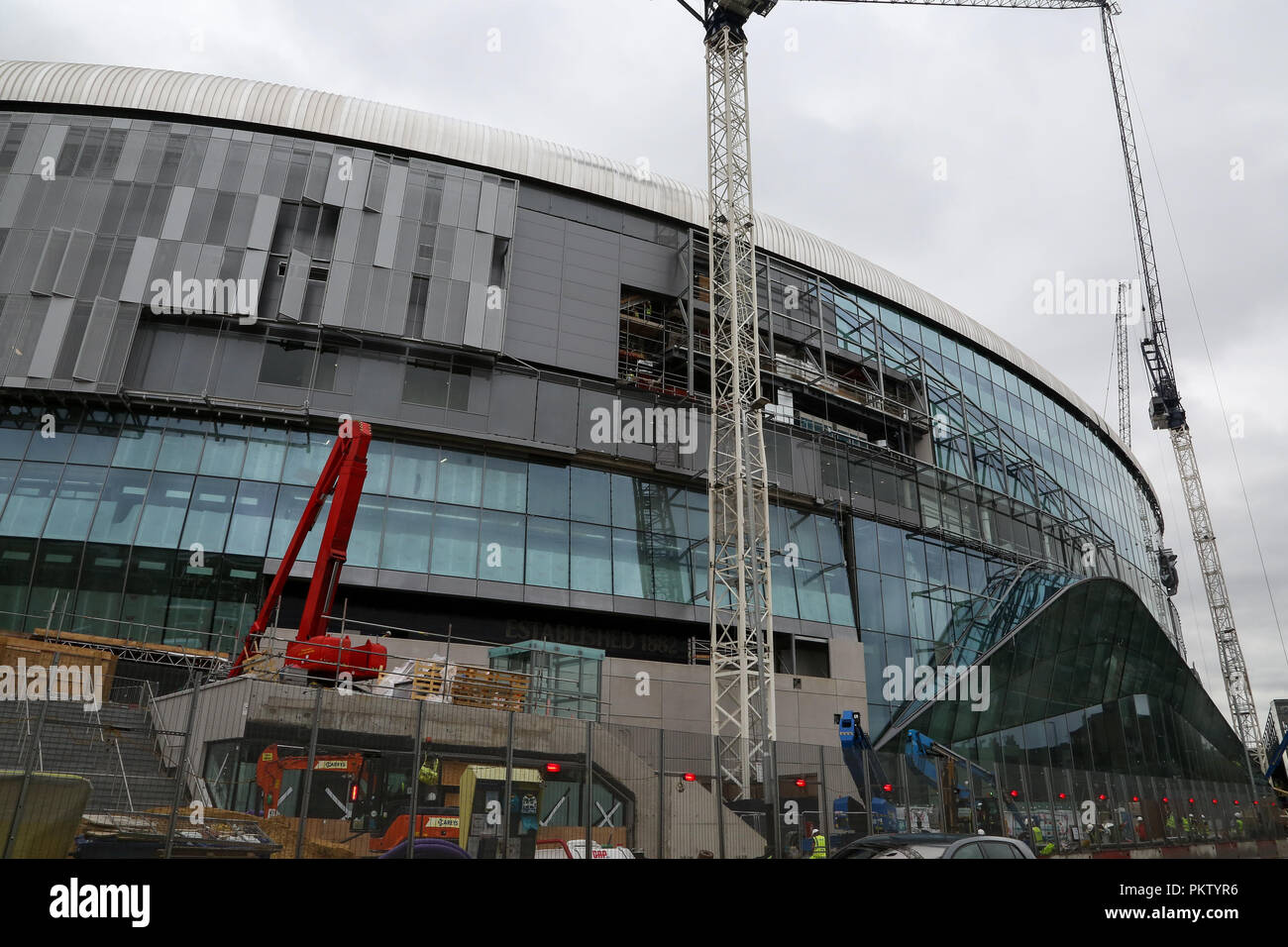A general view of the ongoing construction of Tottenham Hotspur's new ...
