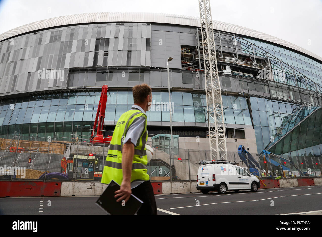 A general view of the ongoing construction of Tottenham Hotspur's new ...