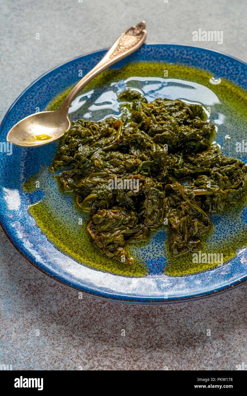 Pkaila or Bkeila Long-Cooked Spinach Stock Photo - Alamy