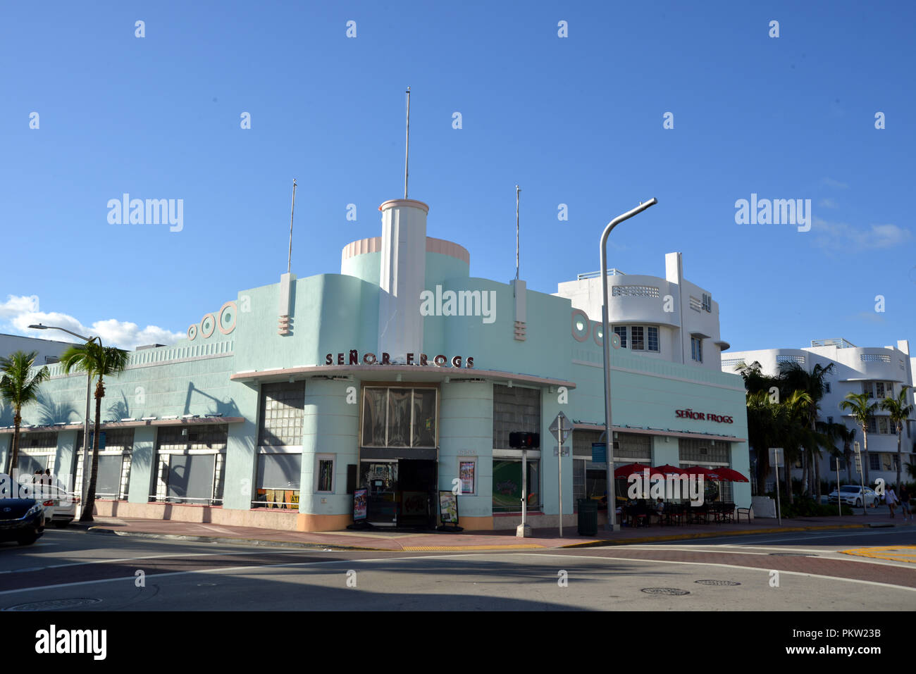USA, FLORIDA, Miami, South Beach Architecture Art Deco Senor Frogs ...