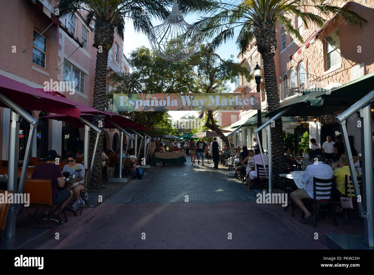 Espanola way market hi-res stock photography and images - Alamy