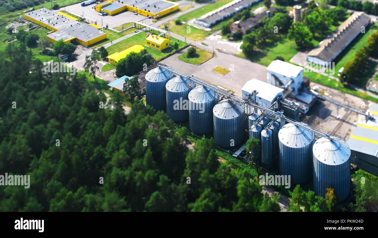 Agricultural Silos. Building Exterior, Storage and drying of grains ...