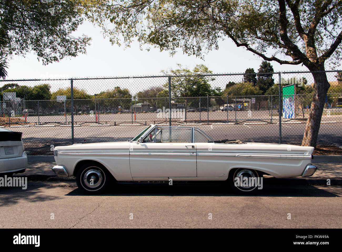 A view of a classic vintage pick up truck car in the street in LA Stock ...